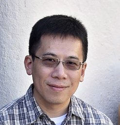 Exit from quiescence displays a memory of cell growth and division ...