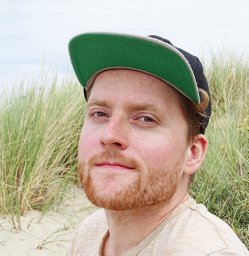 Human-in-the-loop Language-agnostic Extraction of Medication Data from ...