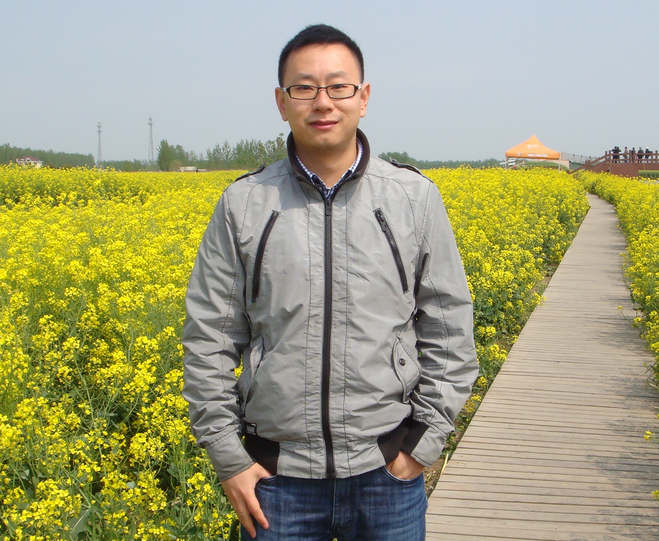 PpCaM7 and PpCAMTA5 synergistically mitigate chilling-induced browning ...