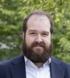 Narrative Asset Pricing: Interpretable Systematic Risk Factors from ...