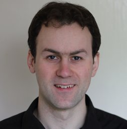 Analysing structure in complex networks using quality functions evolved ...