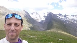 Layer stacking disorder in Mg-Fe chlorites based on powder X-ray ...