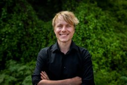 Longitudinal profiling of the microbiome at four body sites reveals ...