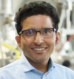 Making Synthetic 2D Graphene Oxide Nanosheets by Electrochemical ...