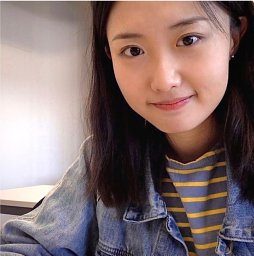 Large-scale photonic chip based pulse interleaver for low-noise ...