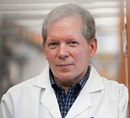 Reactivation of CTLA4-expressing T cells Accelerates Resolution of Lung ...