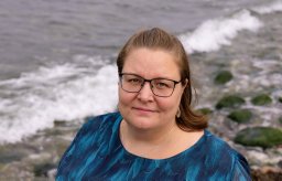 One hundred priority questions for advancing seagrass conservation in ...