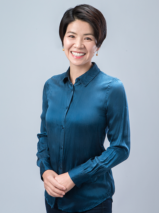 Dietary fiber alleviates alcoholic liver injury via Bacteroides ...