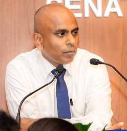 A Simple Structure of High Sensitivity of Plasmonic Photonic Crystal Fiber Sensors with Minimal ...