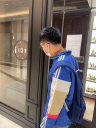 Online Mirror Descent for Tchebycheff Scalarization in Multi-Objective ...