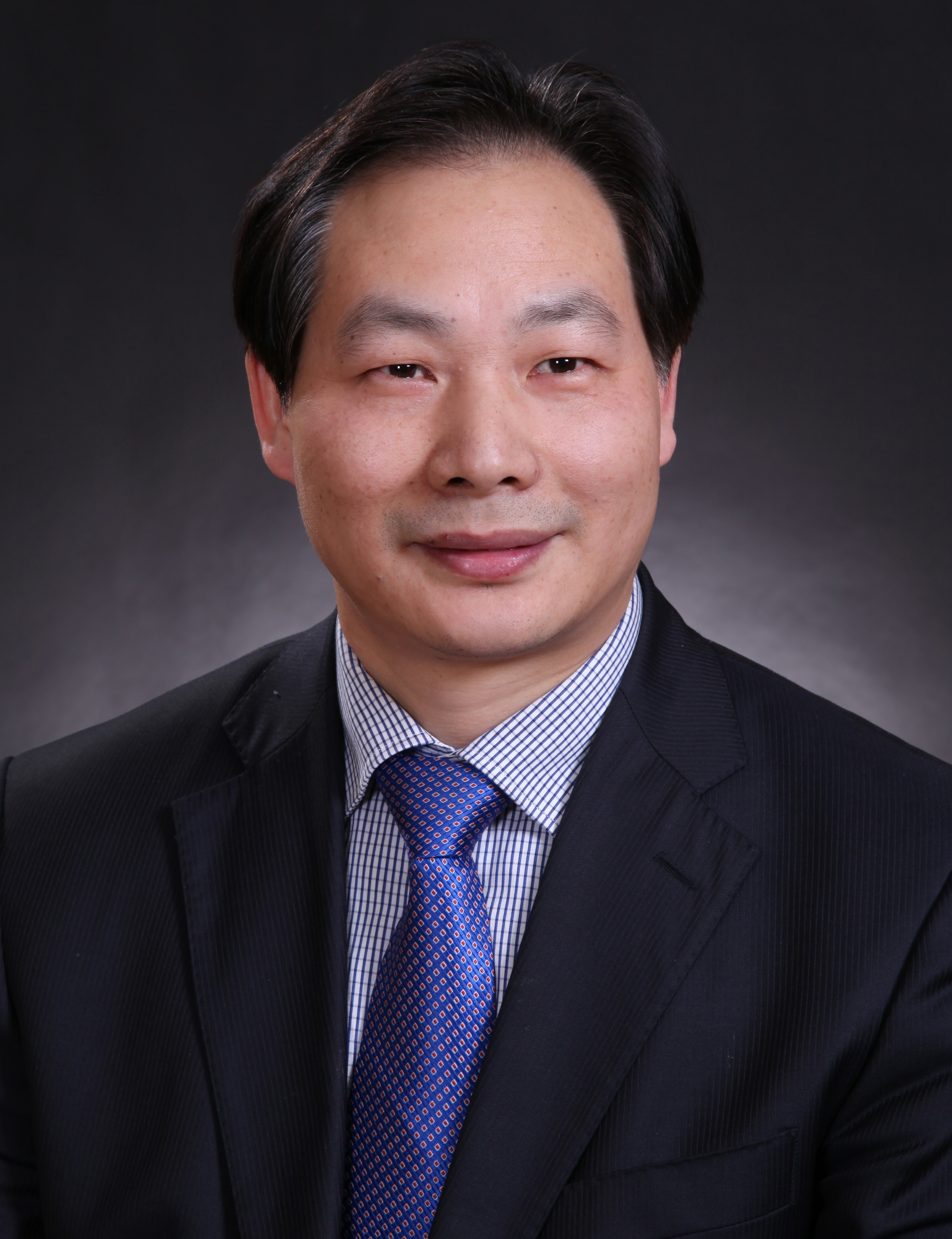 Branched-chain amino acid catabolism breaks glutamine addiction to ...