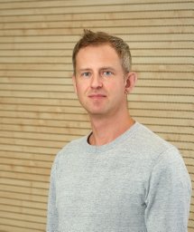 Climate‐associated variation in the drivers of benthic ...